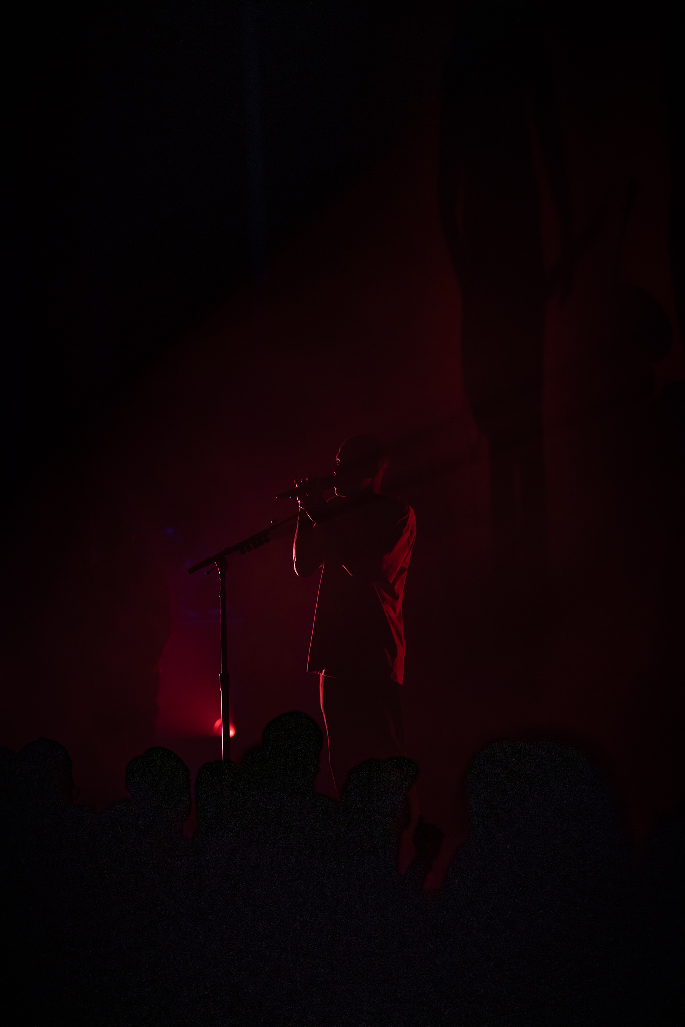 POD Photos: Daniel Caesar at the Chicago Theatre (8/12) - Pursuit Of ...